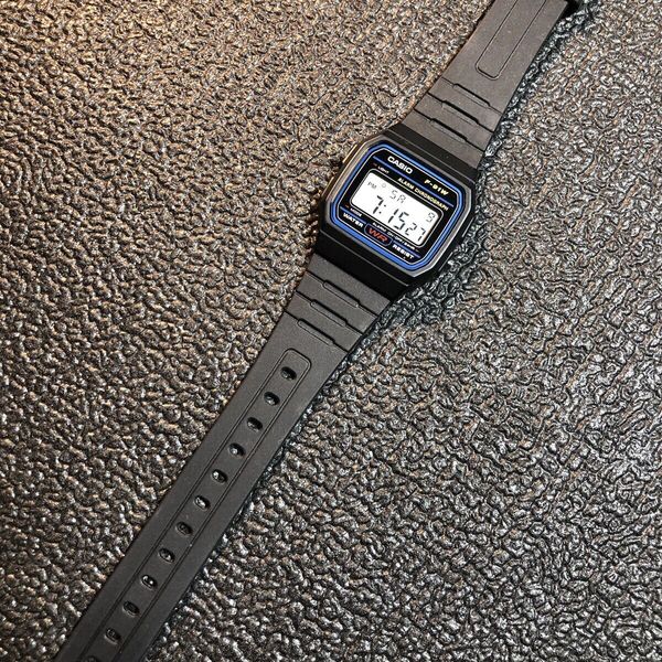 Vintage Casio F-91W Digital Watch Chronograph Alarm (Running) UNTESTED ...