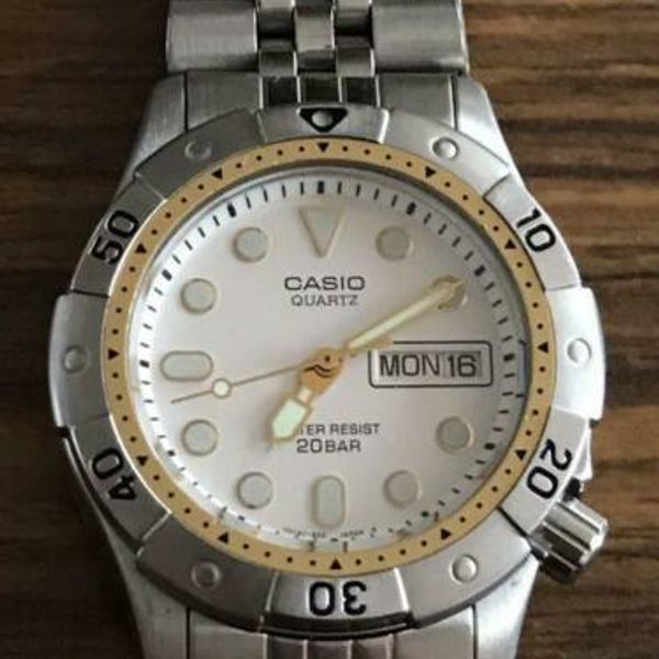 CASIO MD-711 Kajiki Divers Quartz Watch Vintage | WatchCharts Marketplace