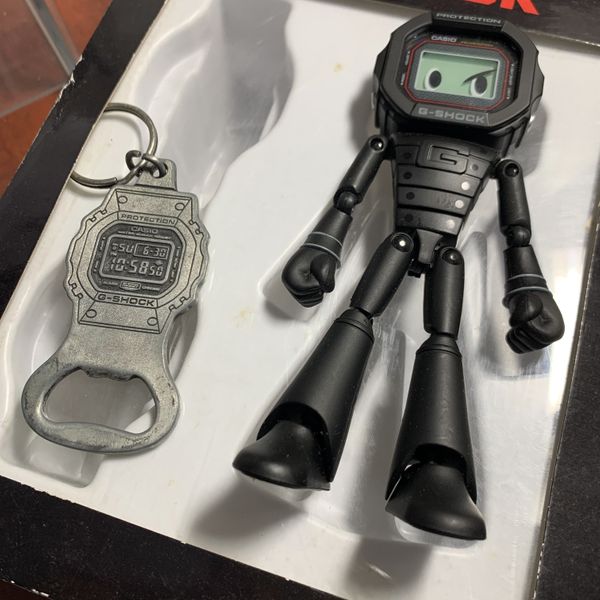 [$250 USD] [WTS] Casio G shock GSET-30 G shock Figure & keychain bundle ...