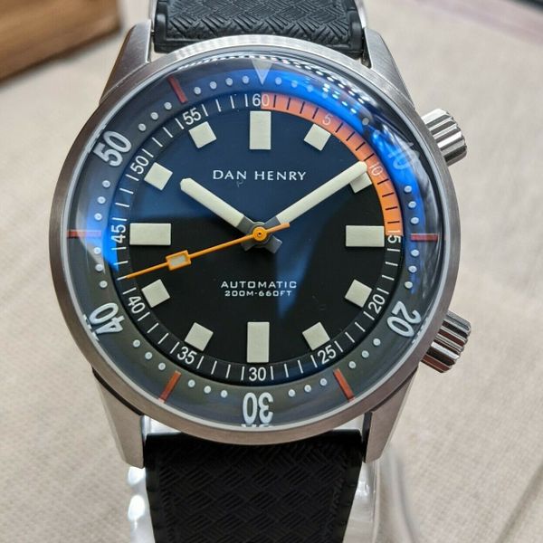 Dan Henry 1970 Compressor Style Automatic Diver 40mm Orange Limited ...
