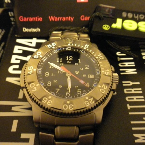 FS: Traser p6506 Titanium bezel Commander 100 Blue Thunder (sterile ...