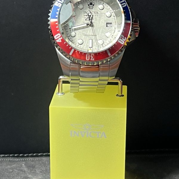 Invicta Reserve 52mm Hydromax Automatic Men's Watch w/Meteorite Dial ...