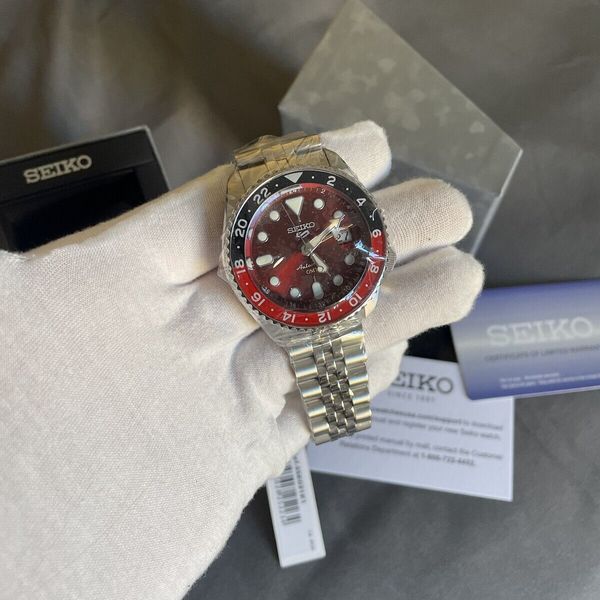Seiko 5 GMT Red SSK031K1 | WatchCharts Marketplace