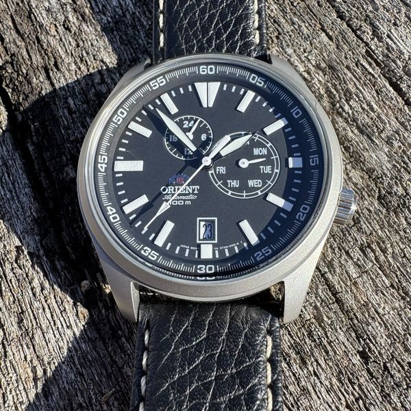 Orient Defender With 2 Straps- Excellent Used Condition! (Automatic ...