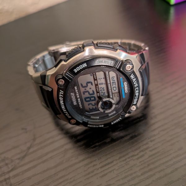 Casio Waveceptor Atomic WV200A digital Wrist Watch Men metal band good ...