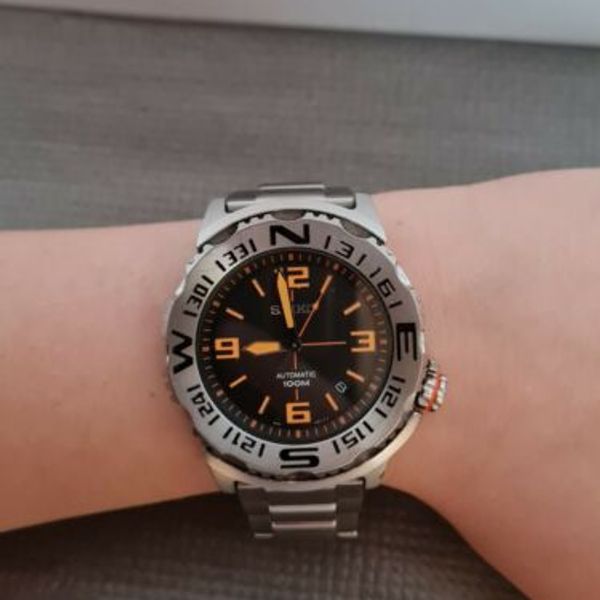 SEIKO Monster Automatic Watch 100m Model 4R35 00F0 | WatchCharts ...