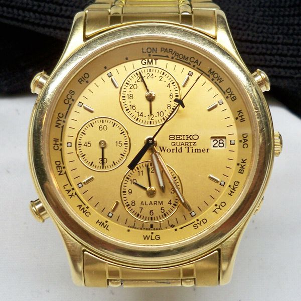 Seiko Quartz World Timer 5T52-6A29 A6. It is not running, battery ...
