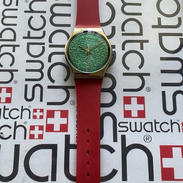 Swatch Pompadour GX106 Standard Gents 34mm Leather | WatchCharts ...