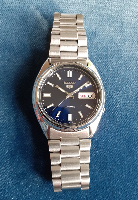 FS: Seiko 5 SNXS77 | WatchCharts Marketplace
