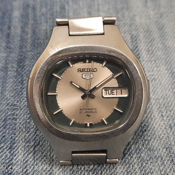 Vintage Seiko 7019-5010 21 Jewels Automatic Watch | WatchCharts