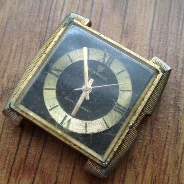 NEWMARK Gents watch movement, Swiss, antimagnetic, EB 8800 - for repair ...