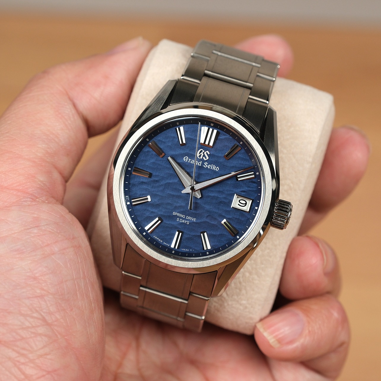 Grand Seiko SLGA019 Evolution 9 Titanium Lake Suwa Minamo Automatic ...