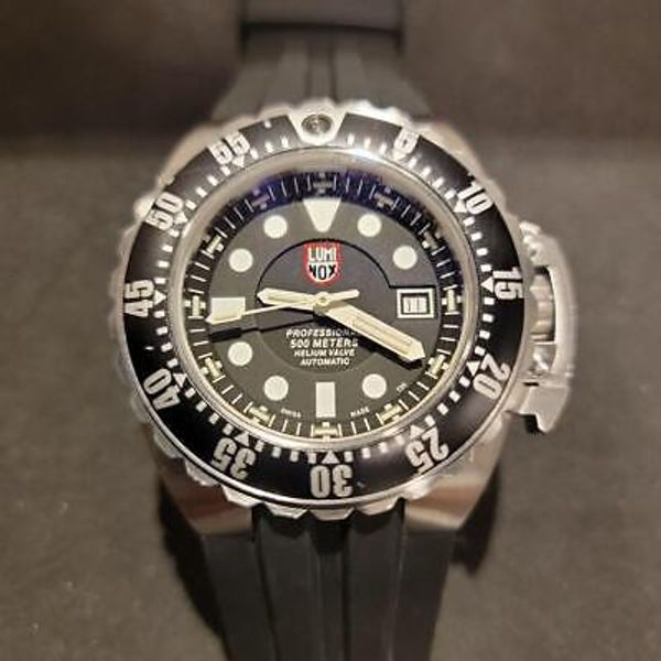 Luminox Deep Dive 1500 Series 1512 Men's Automatic Watch Black, Used | WatchCharts Marketplace