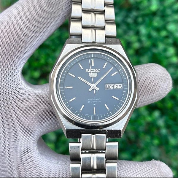 Vintage Seiko 5 Automatic Octagonal Shape Case Japan Made Men's Watch ...