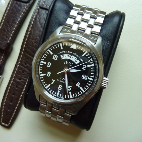 FS: IWC 3251 UTC GMT Pilot Complete Set | WatchCharts Marketplace