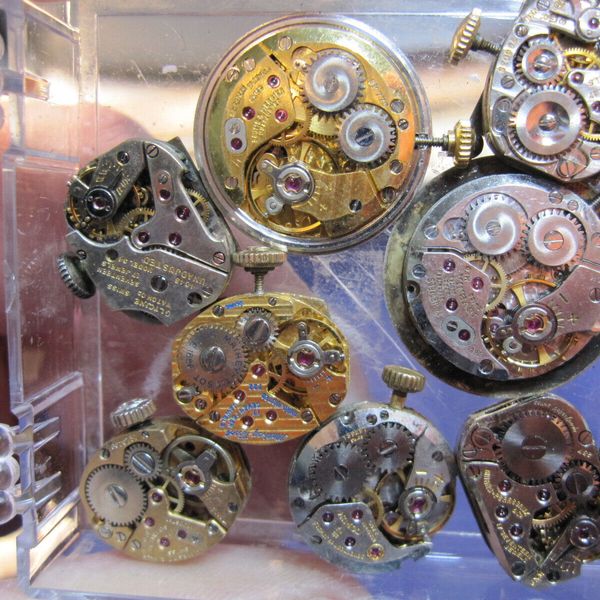 lot of wristwatch movements high grade Corum Baume Juvenia LeCoultre ...