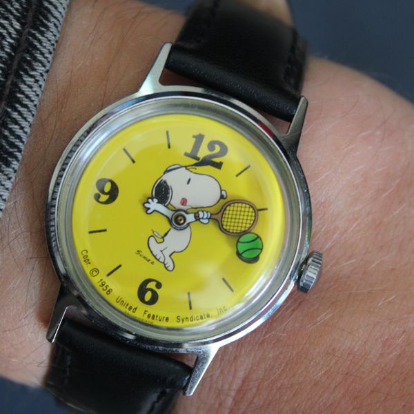 [WTS] Timex Snoopy Playing Tennis Yellow Dial | $50 | WatchCharts ...