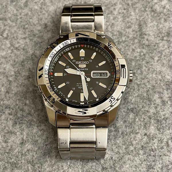 FS: Seiko 5 SNZJ05J1 - Black Dial Compass Bezel | WatchCharts Marketplace