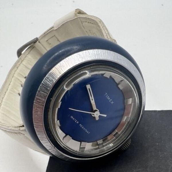 Very rare TIMEX 1973 MEN'S FUN-TIMERS UFO watch space age BLUE DIAL ...