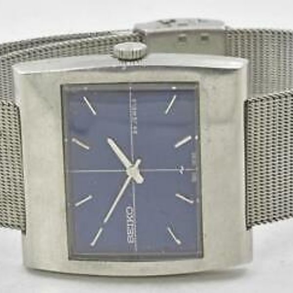 Vintage Seiko 24 Jewel 2559-3019 Steel Wristwatch w/ matching band Blue ...