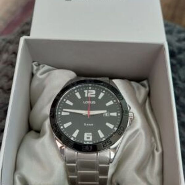 BNIB Mens Lorus by Seiko PC32-X189 Quartz Watch with Date. New ...