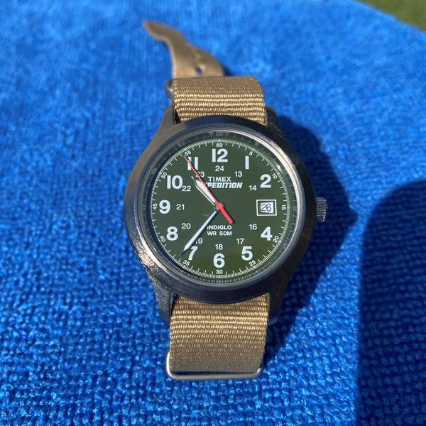 Timex T40051 field, watch green dial. used- like new condition, CONUS ...