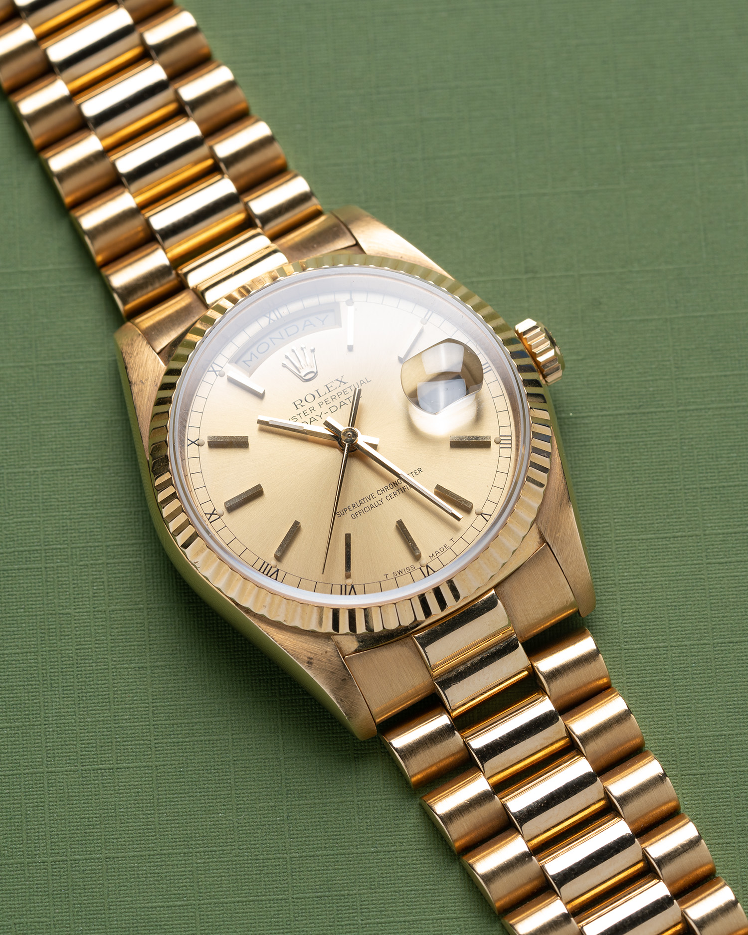 [WTS] 1988 Rolex Day-Date Ref. 18238 Champagne Dial | WatchCharts