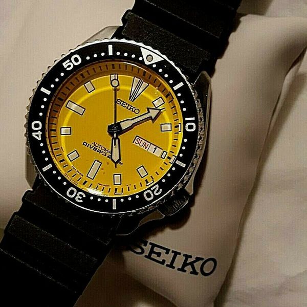 SEIKO MEN’S WATCH SKXA35 200 METER SPORT DIVER, AUTO, DAY/DATE, YELLOW DIAL | WatchCharts