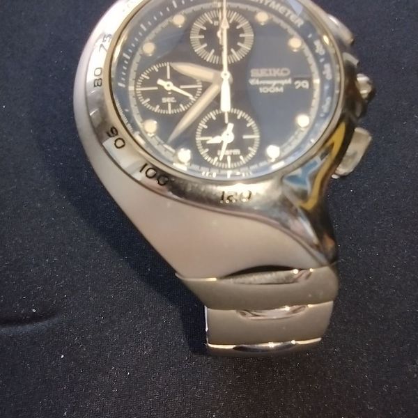 Vintage Seiko Asymmetrical Chronograph Men's Watch Silver-Tone 7T62-OAMO | WatchCharts Marketplace