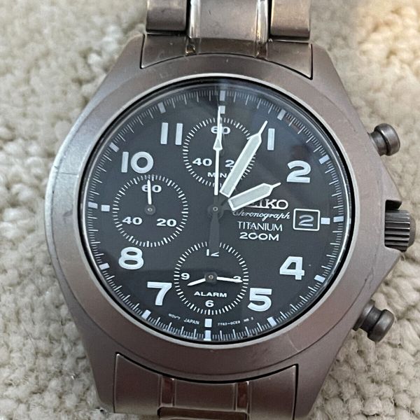 Vintage Seiko Chronograph Titanium 200M Men's Watch SNA139 7T62-0BZ0 ...