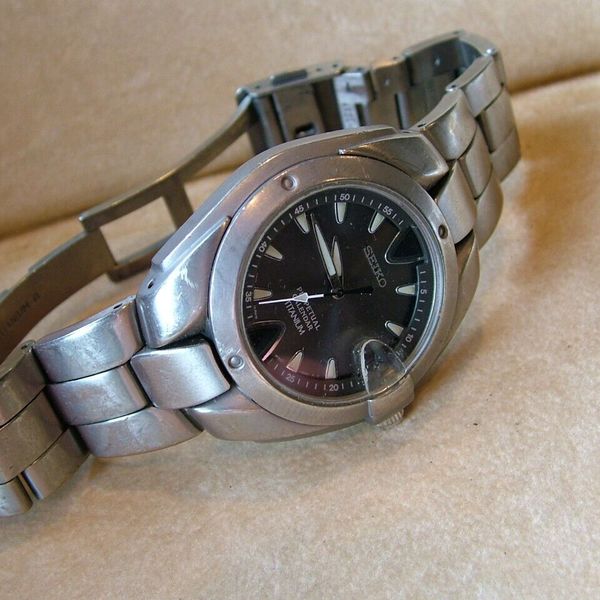 Men's SEIKO 8f32-0049 Titanium Perpetual Calendar Gray 40mm Watch ...