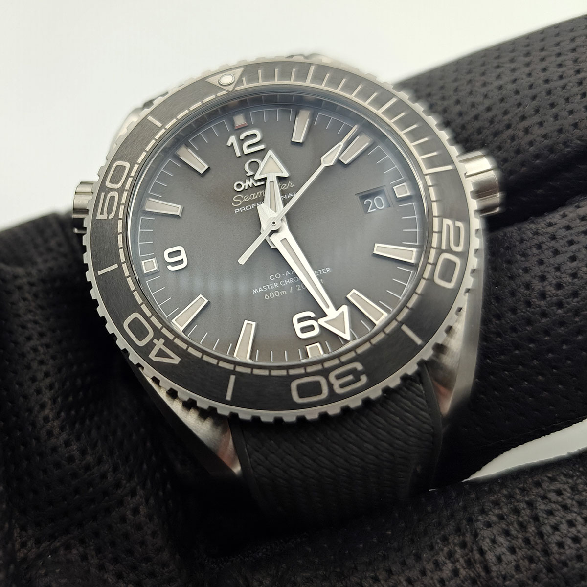 FS: Beautiful 2024 Omega Seamaster Planet Ocean | WatchCharts Marketplace