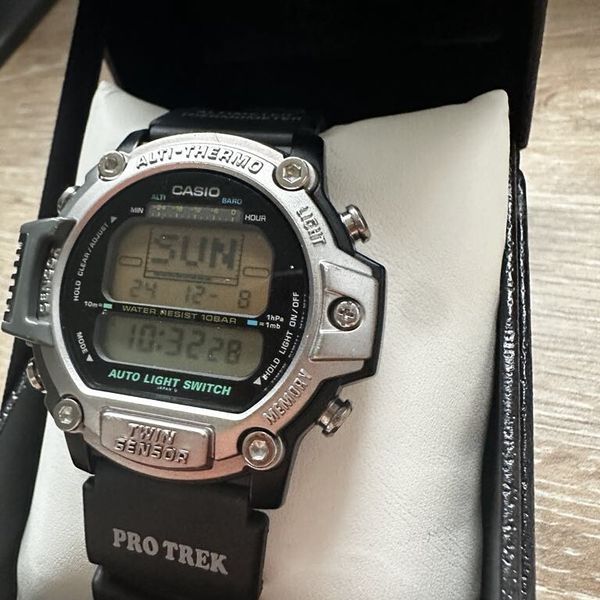CASIO Pro trek PRT-30 Vintage Japan Quartz Alti-Thermo Watch Twin ...