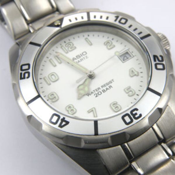 Gents Casio EFL-200 Edifice Divers Watch 200m | WatchCharts Marketplace
