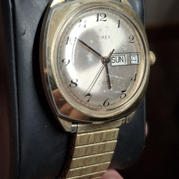 Timex Electric Gold Tone Mens Vintage 1970s Retro Watch | WatchCharts ...
