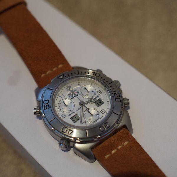 FS: Sector 450 white Dial Quartz Chronograph with ETA 251.265 movement ...