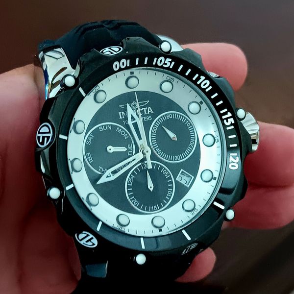 INVICTA Venom Model 20404 - Men's Watch - Swiss Quartz 55MM ...