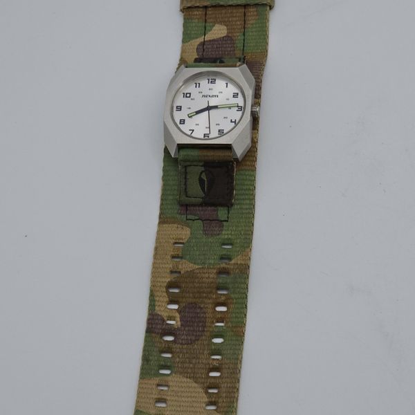 NIXON THE SCOUT Watch Octagon Case Silver Dial Camo Nylon Strap Runs ...