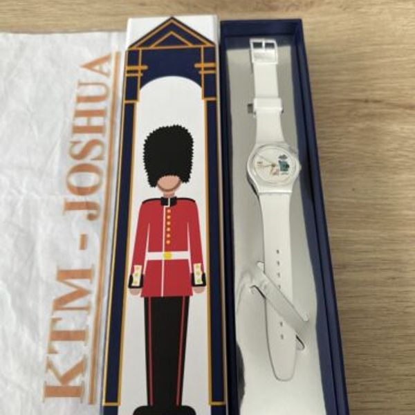 Swatch Queen Elizabeth Platinum Jubilee Watch (GZ711) - Coronation ...