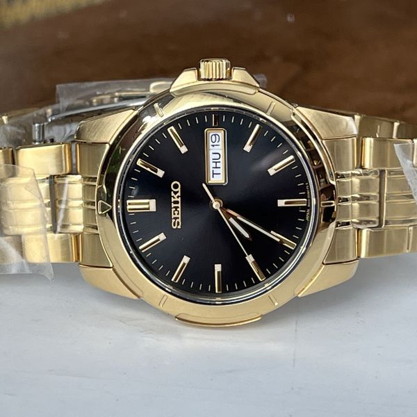 SEIKO Quartz ESSENTIALS Gold-Tone Stainless Steel Men's Watch SUR358 ...