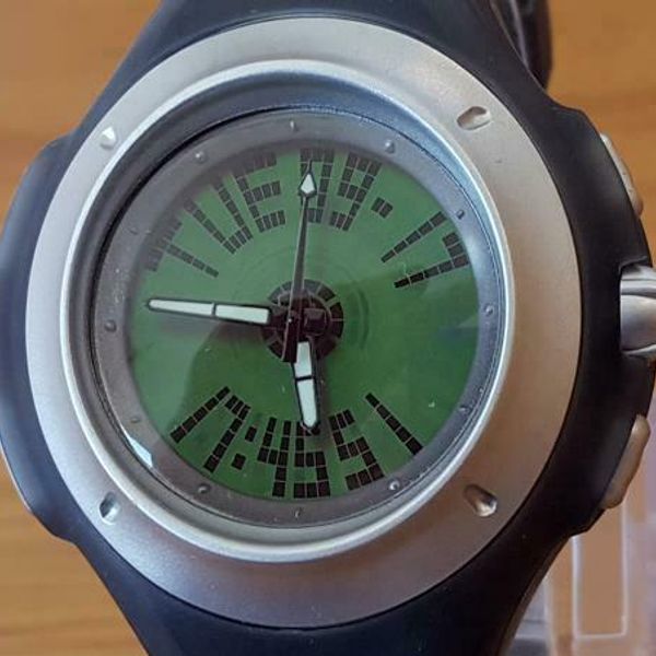 Mens Rare Collectable Retro Zeon Dual Digital Analog World Time Chrono ...