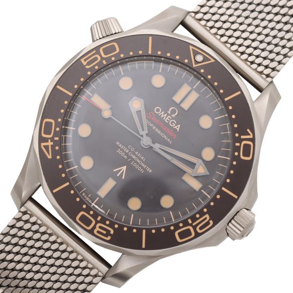 Omega OMEGA Seamaster Diver 300M Co-Axial Master 007 Edition 210.90.42 ...
