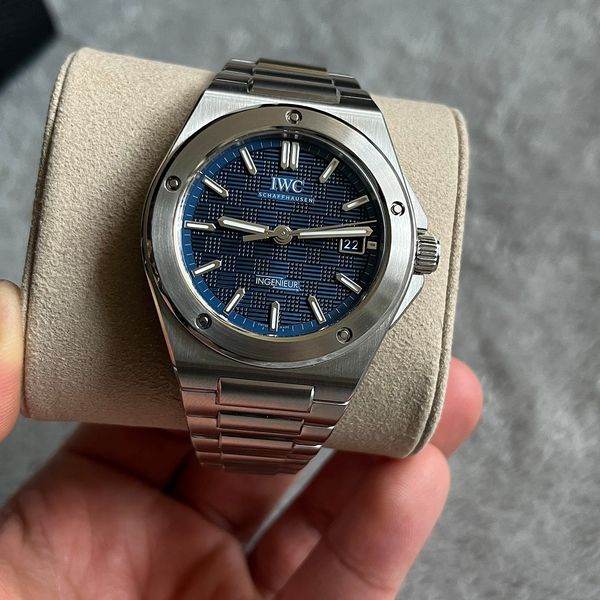 [WTS] 2025 IWC Ingenieur 40mm Blue (Newly Released Dial) IW328907 ...