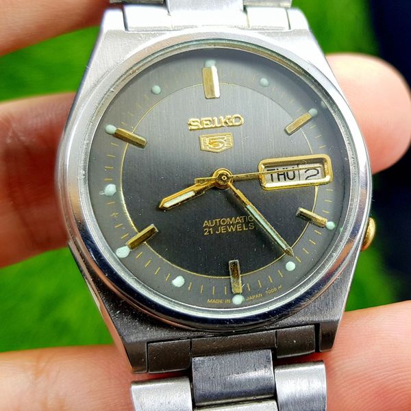 Vintage Of Seiko 5 Automatic 21 Jewels Beautiful Dial Japan Made Men Watch | WatchCharts Marketplace