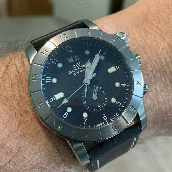 Glycine Airman Quartz GL0150 - rarely worn, with box, warranty card ...