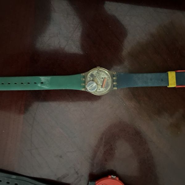 Vintage 1985 Womenâ s Black Coral Ocean LK101 Swatch Watch ...