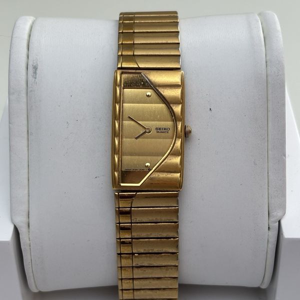 Vintage Seiko 2Y00-5G19 Asymmetrical Half-Moon Ladies Quartz Wrist Watch - Runs | WatchCharts ...