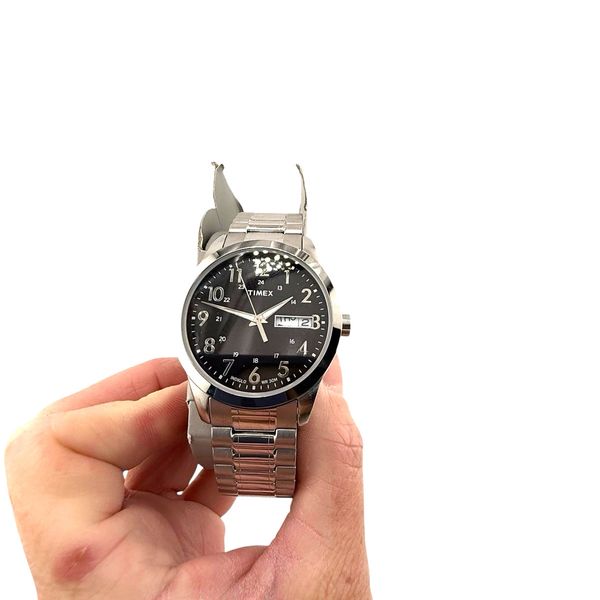 Timex T2M932, Men's Silvertone Expansion Band Watch, Indiglo, Day/Date ...