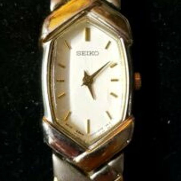 VINTAGE WOMEN'S SEIKO TWO TONE WHITE FACE WATCH 1N00-6R90 RO *RUNNING* #205 | WatchCharts ...