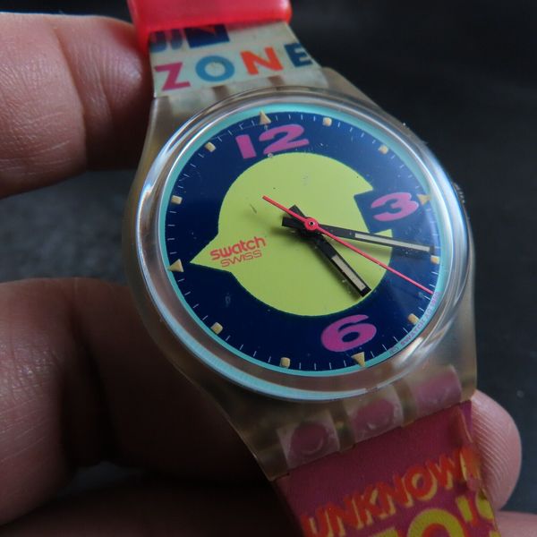 Swiss Made Swatch 1990 Classic Quartz Men Watch | WatchCharts Marketplace